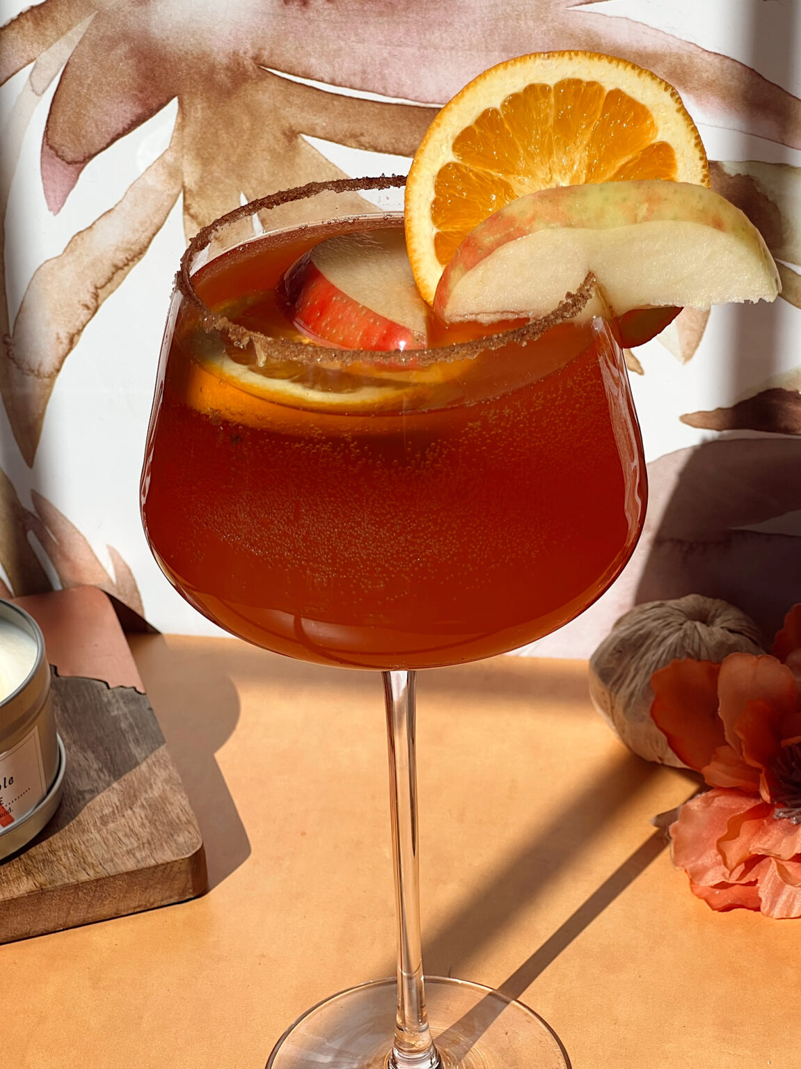 Fall Aperol Spritz with Apple and Cinnamon: Easy Cocktail Recipe ...