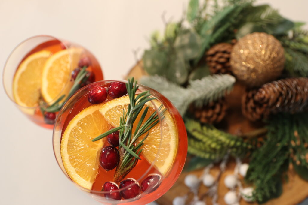 Festive Holiday Cocktail: Easy Cranberry Aperol Spritz Recipe ...